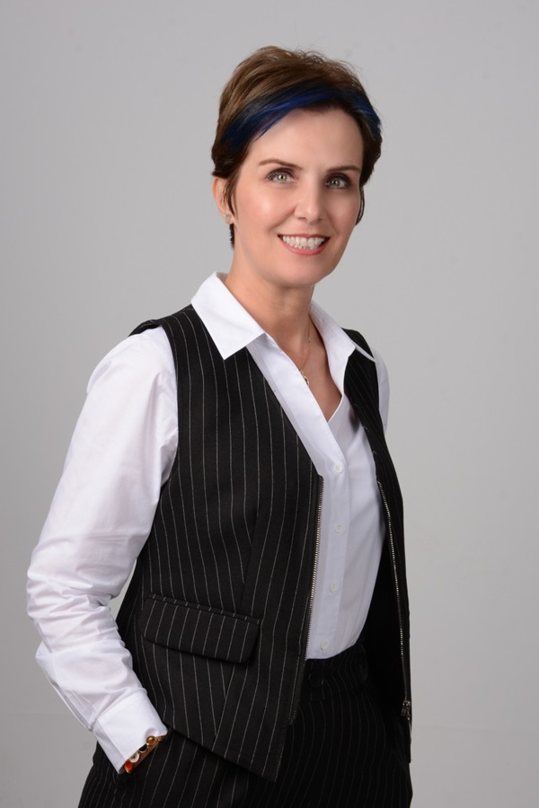 Bursa Yüzyıl Gayrimenkul Kurucusu Tennur Türk, Yüzyıl gayrimenkul,